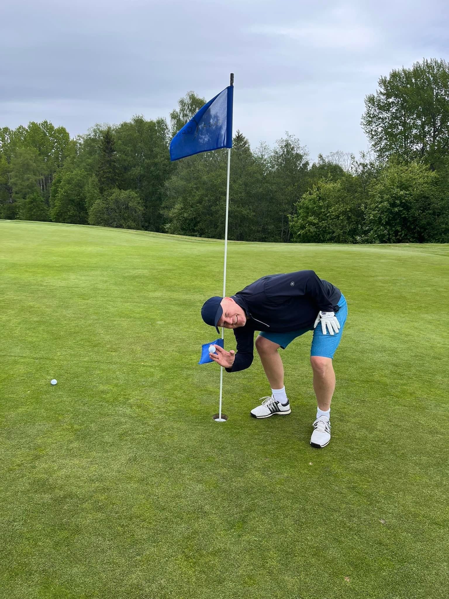 Sesongens første Hole in One! - Haga Golfklubb